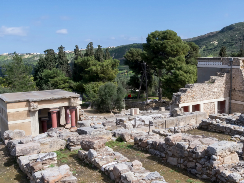 Architectural Layers of Knossos: Uncovering Five Millennia of History ...